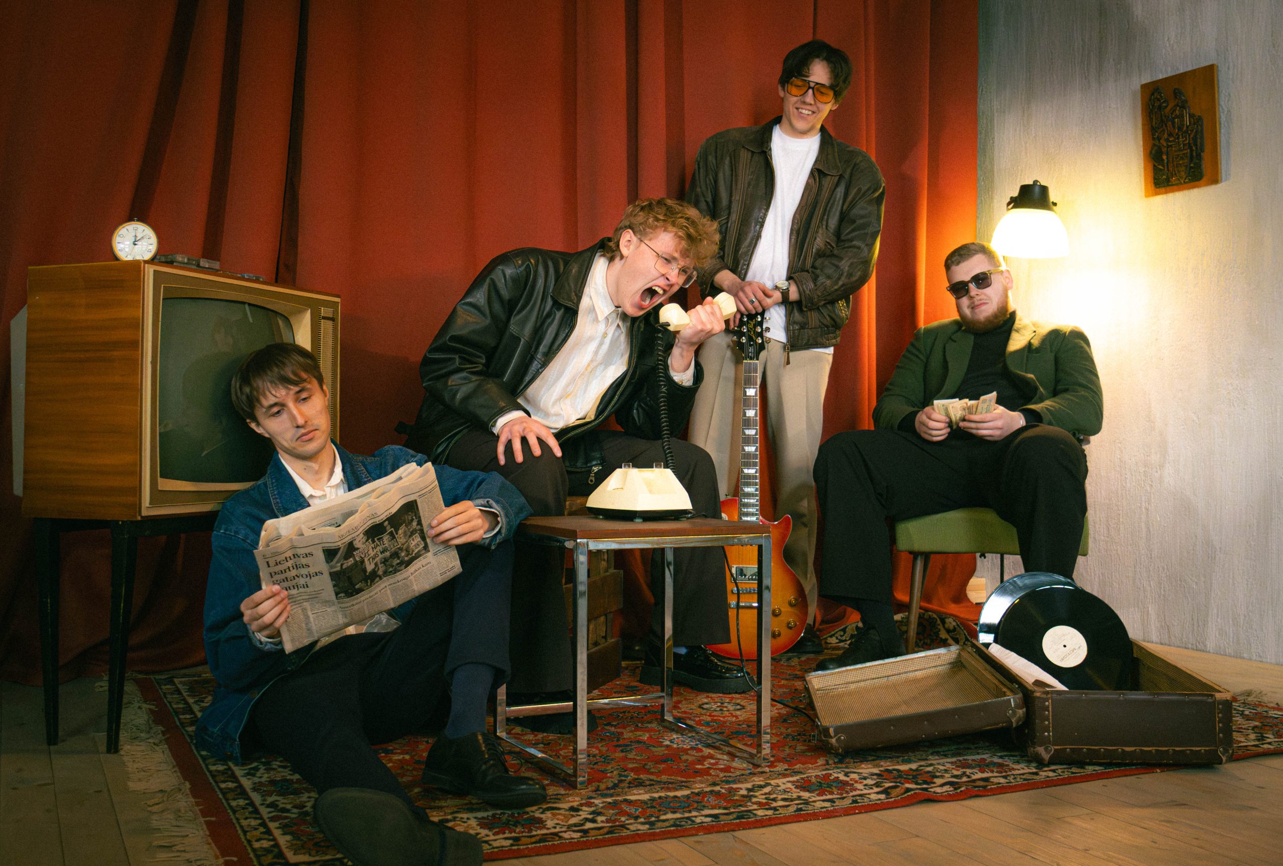 Jauna latviešu grupa “Atkala” prezentē savu debijas singlu “Divatā ...